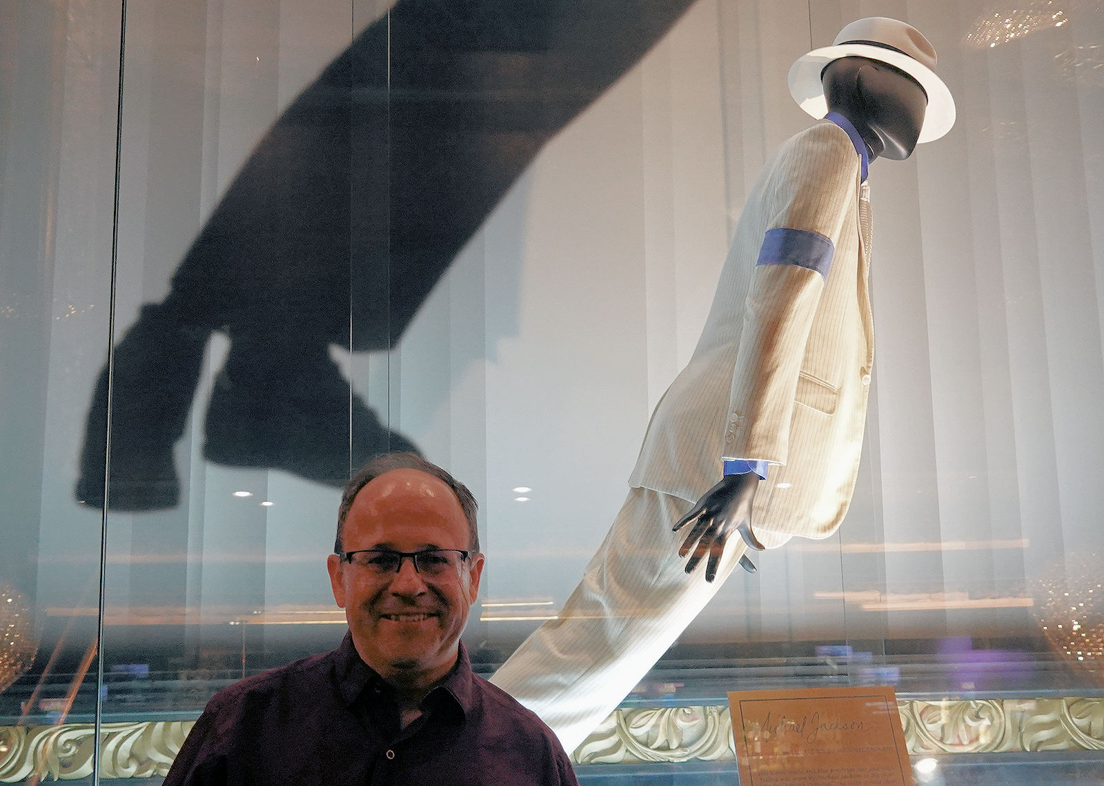 マイケル・ジャクソンの誕生日に刷新版「MJ ONE」がお披露目公演 | ラスベガス大全 - 世界最大級のラスベガス観光情報サイト