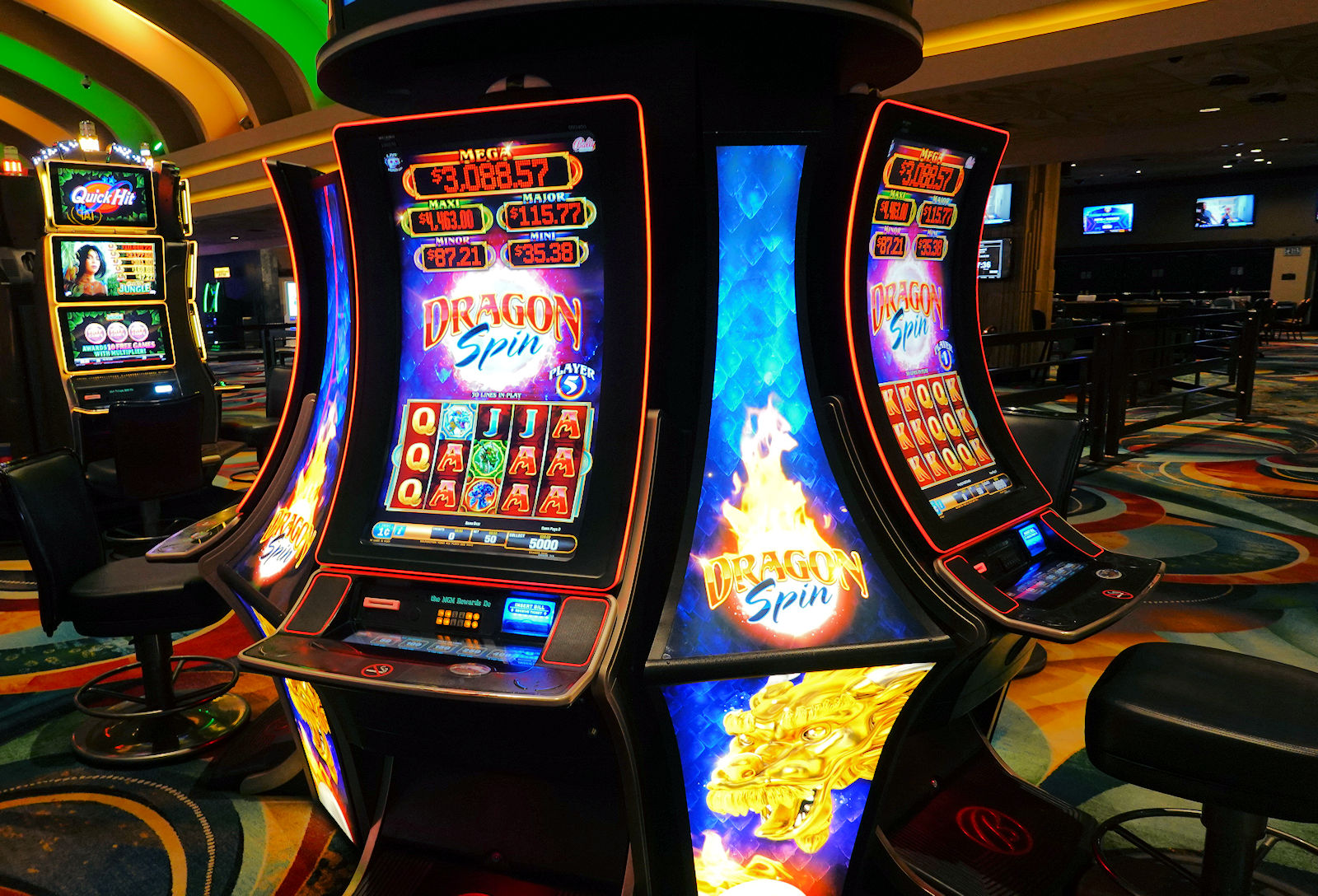 24092_Bally_Dragon_Spin | ラスベガス大全 - 世界最大級のラスベガス観光情報サイト